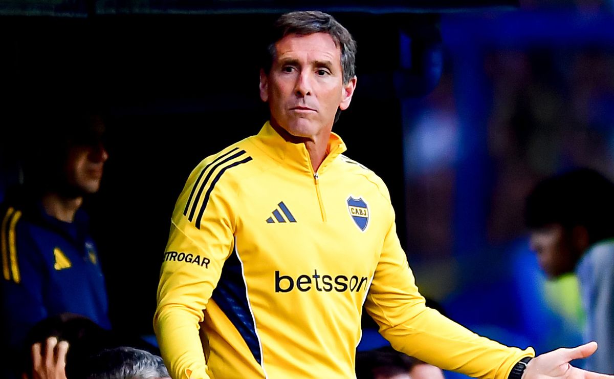 Tras quedar afuera de todo, la fuerte medida de Claudio Úbeda con el ...