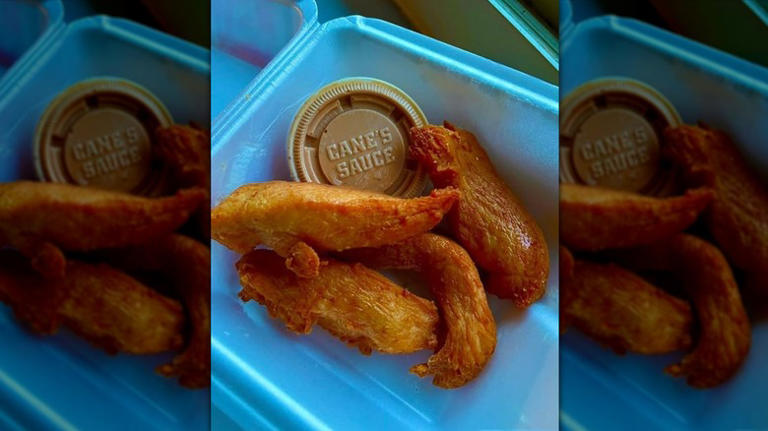 The Raising Cane's Hack For People Who Don't Like Breaded Chicken Fingers
