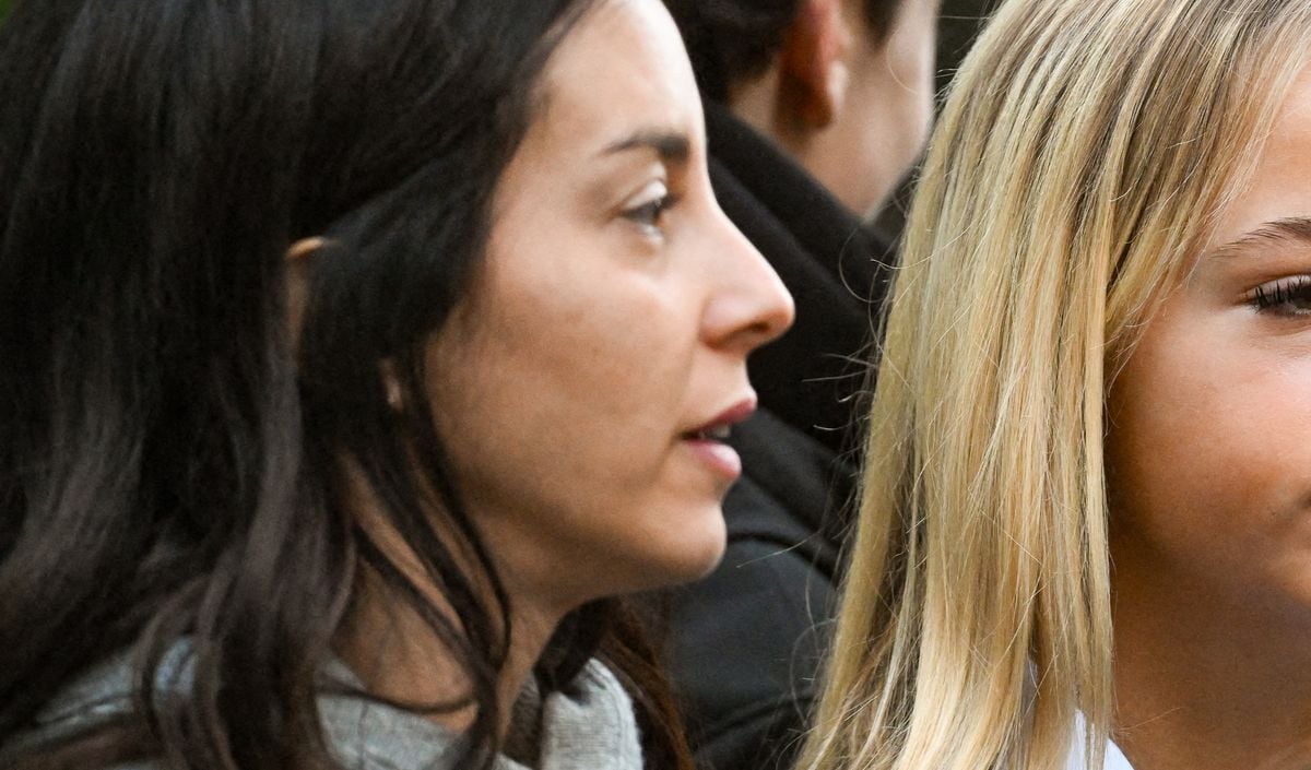 Jean Sarkozy réconforté par Jessica, sa femme et mère de ses 2 enfants ...