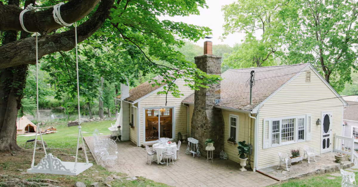 The Ultimate Farm Stay Experience Awaits in Rhode Island