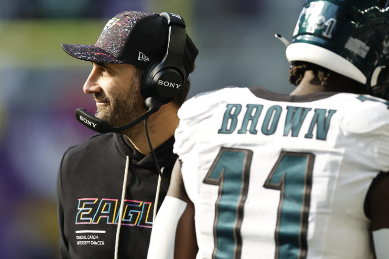 Eagles Week 8 NFL power rankings roundup: The Birds won, but they’re ...