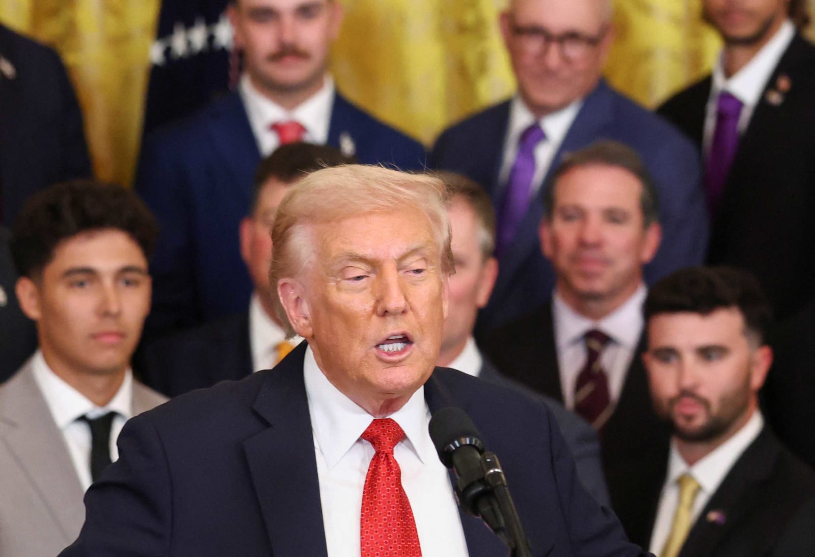 GOP senator becomes one of first to publicly challenge Trump