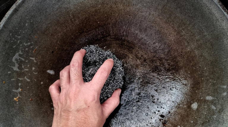 What You Need To Know If Using The Aluminum Foil Scrubbing Hack On A ...