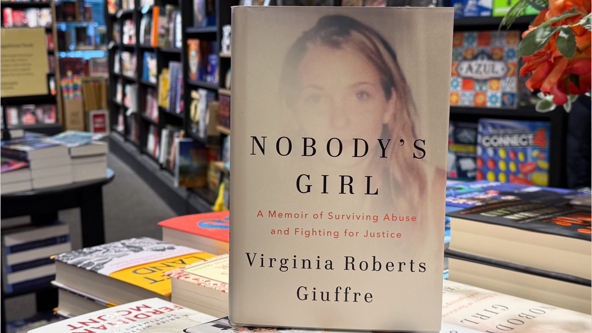 Ce que révèle le livre de Virginia Giuffre sur le système Epstein