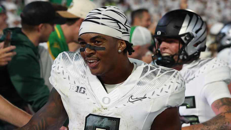 Oregon Running Back Jordon Davison Describes Chemistry With Dierre Hill Jr.