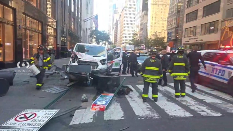 Several injured after U-Haul minivan crashed into cars, sidewalk ...