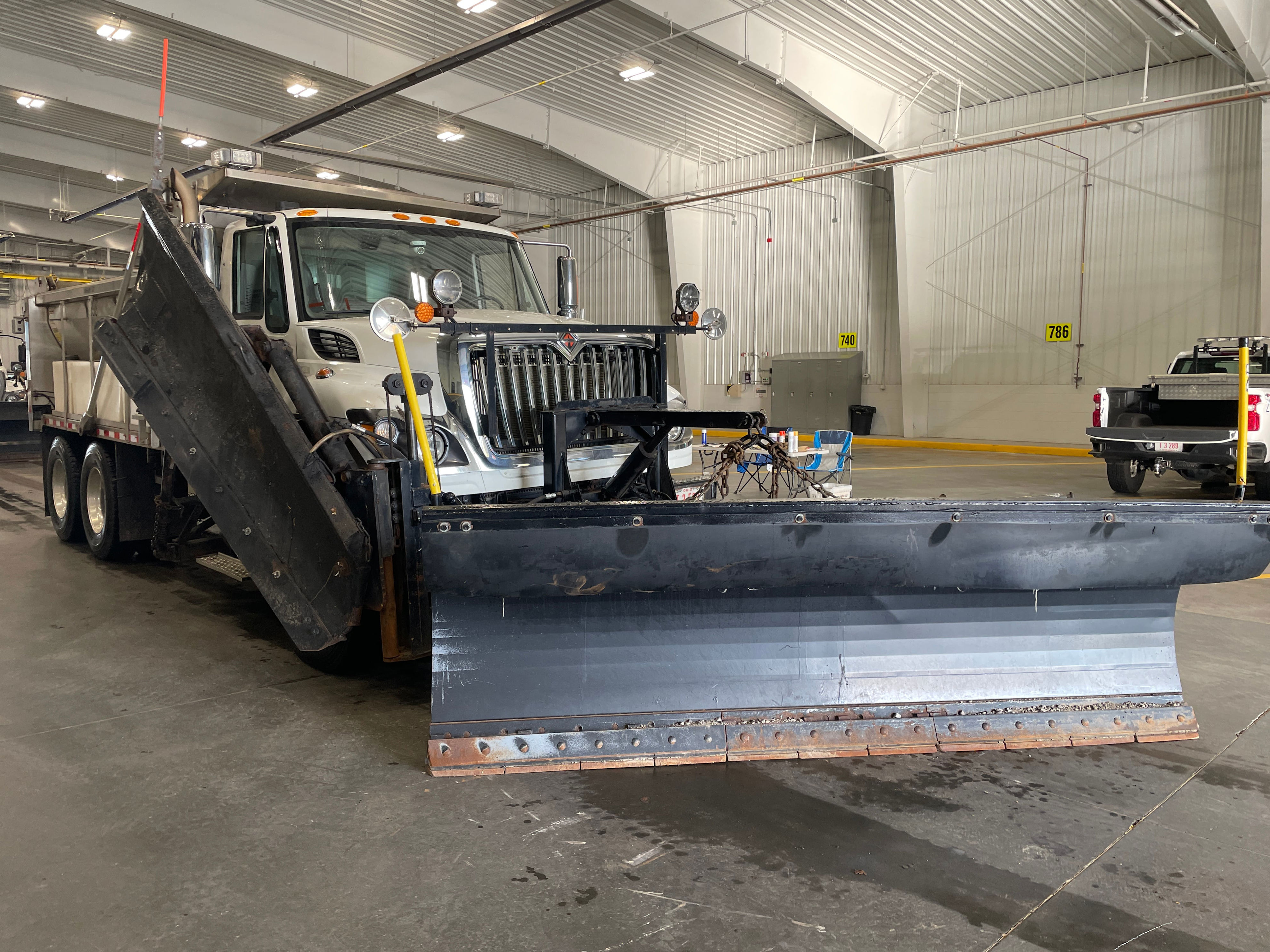 ODOT gets ready for winter, reminding everyone to move over and slow down