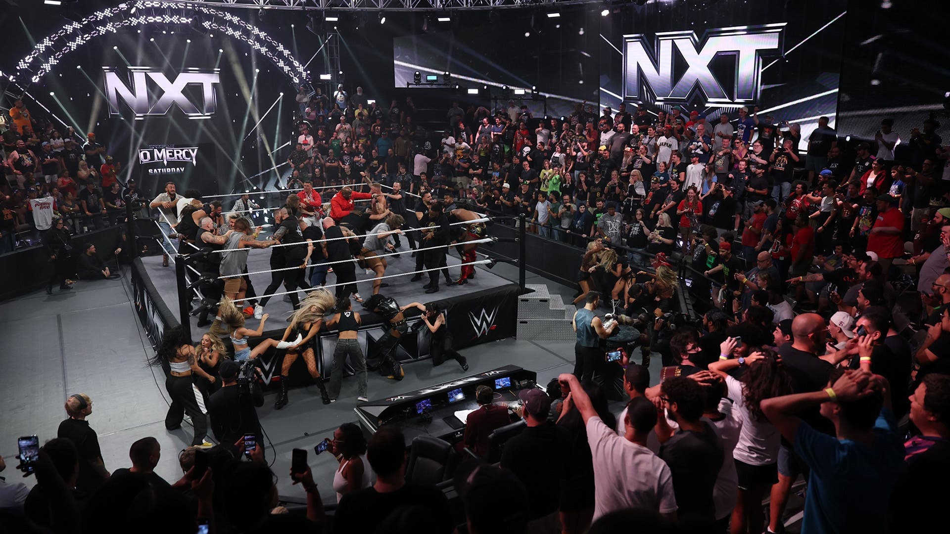 Absent WWE star resurfaces backstage during live event