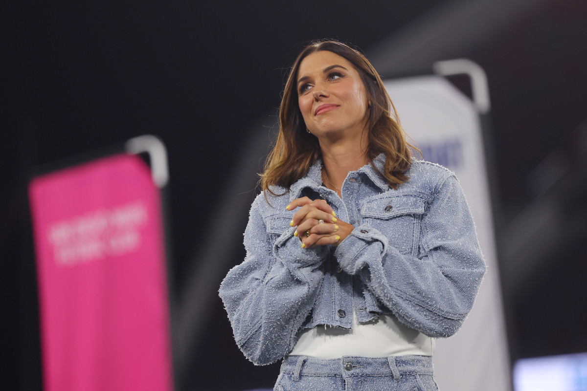 Alex Morgan Net Worth 2025 - Salary, Earnings, Brand Endorsements & More