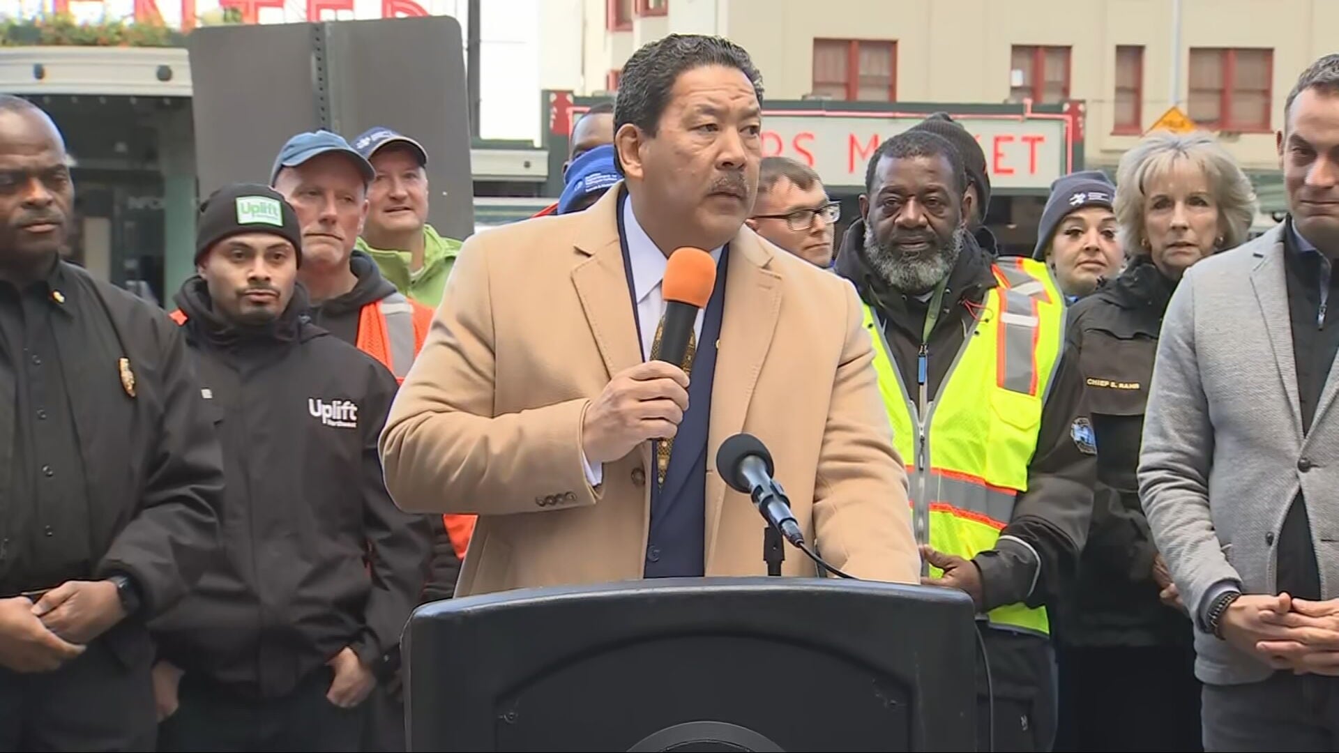 Harrell orders city to tackle ‘food deserts’ after Lake City Fred Meyer closure