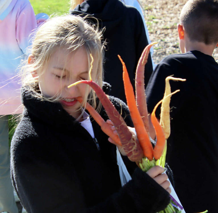 Photos: Freeland students explore healthy eating