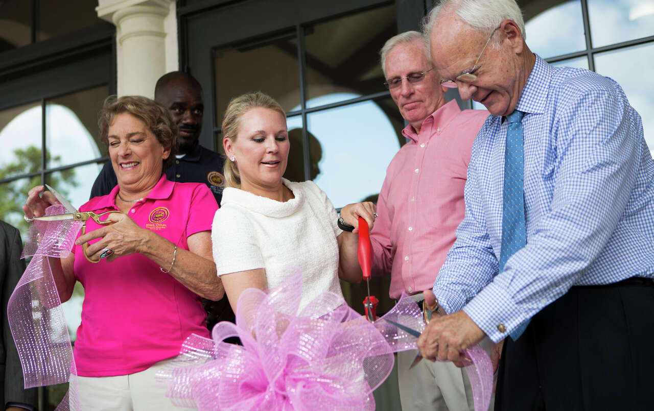 Houston billionaire Melinda Hildebrand confirmed as ambassador to Costa ...