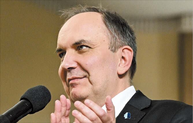 Chopin Competition Crowns Asian Pianists as Top Three Winners