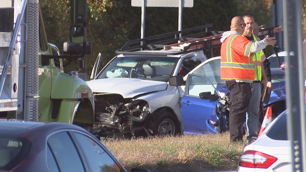Woman killed in multi-vehicle crash on Route 38 in Mount Laurel, New ...