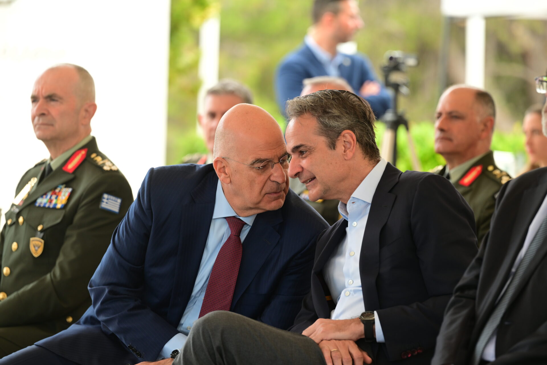 Άγνωστος Στρατιώτης: Το πιο θερμό επεισόδιο στην κόντρα Δένδια με το ...