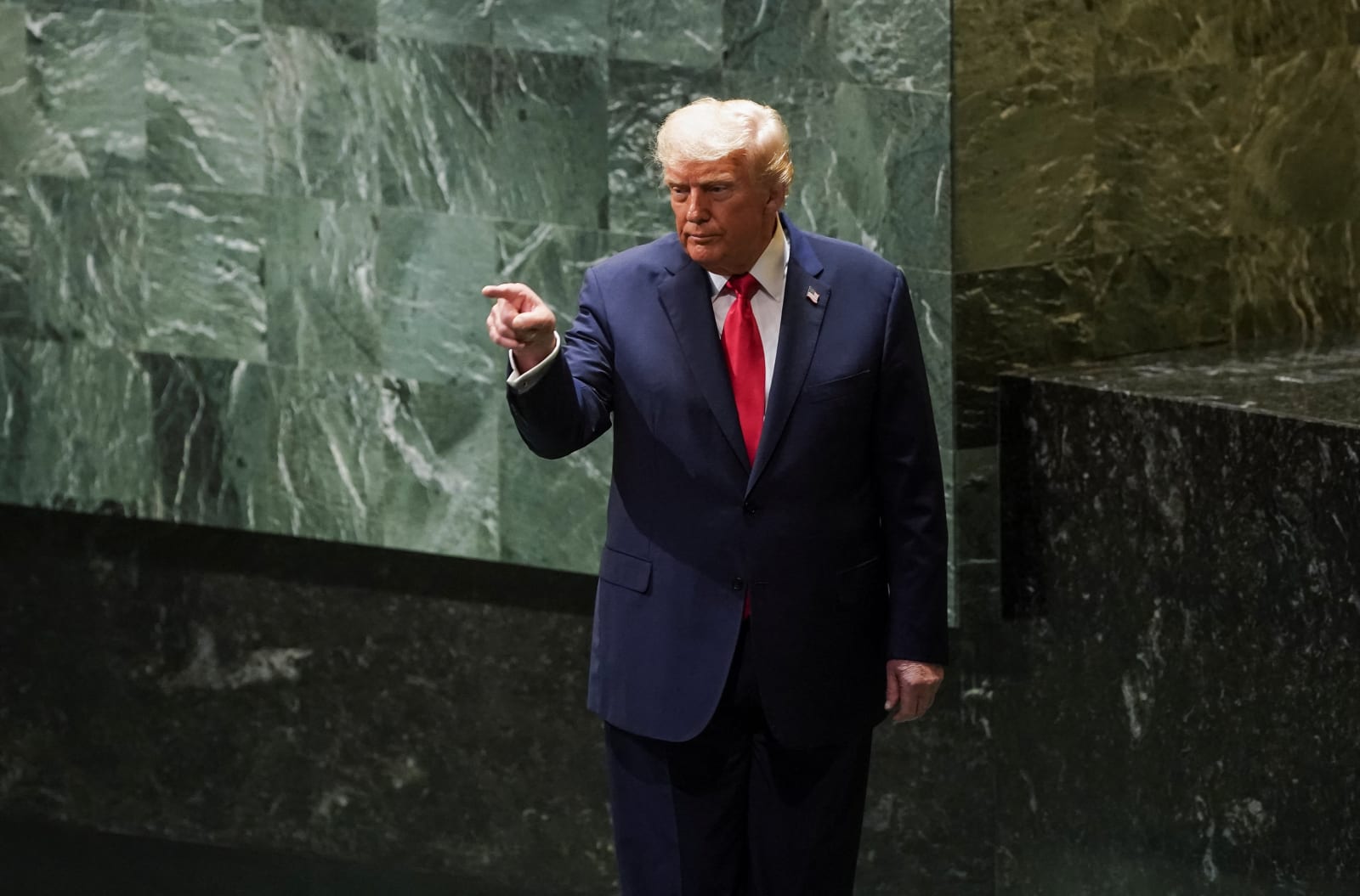 Contractors are bringing 'sample slabs of granite' to White House for ...