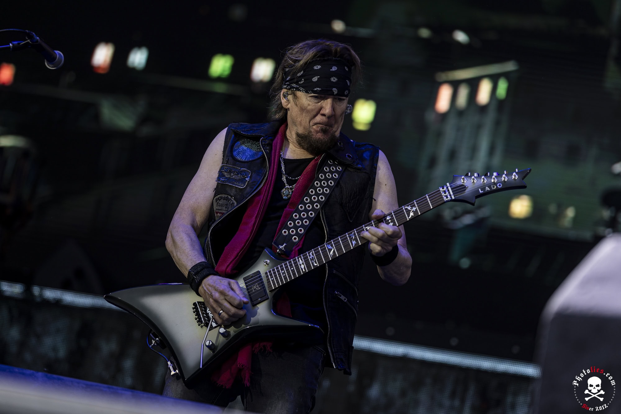 Adrian Smith muistelee 1970-luvun punkbuumia: "Tyypit olivat olleet ...