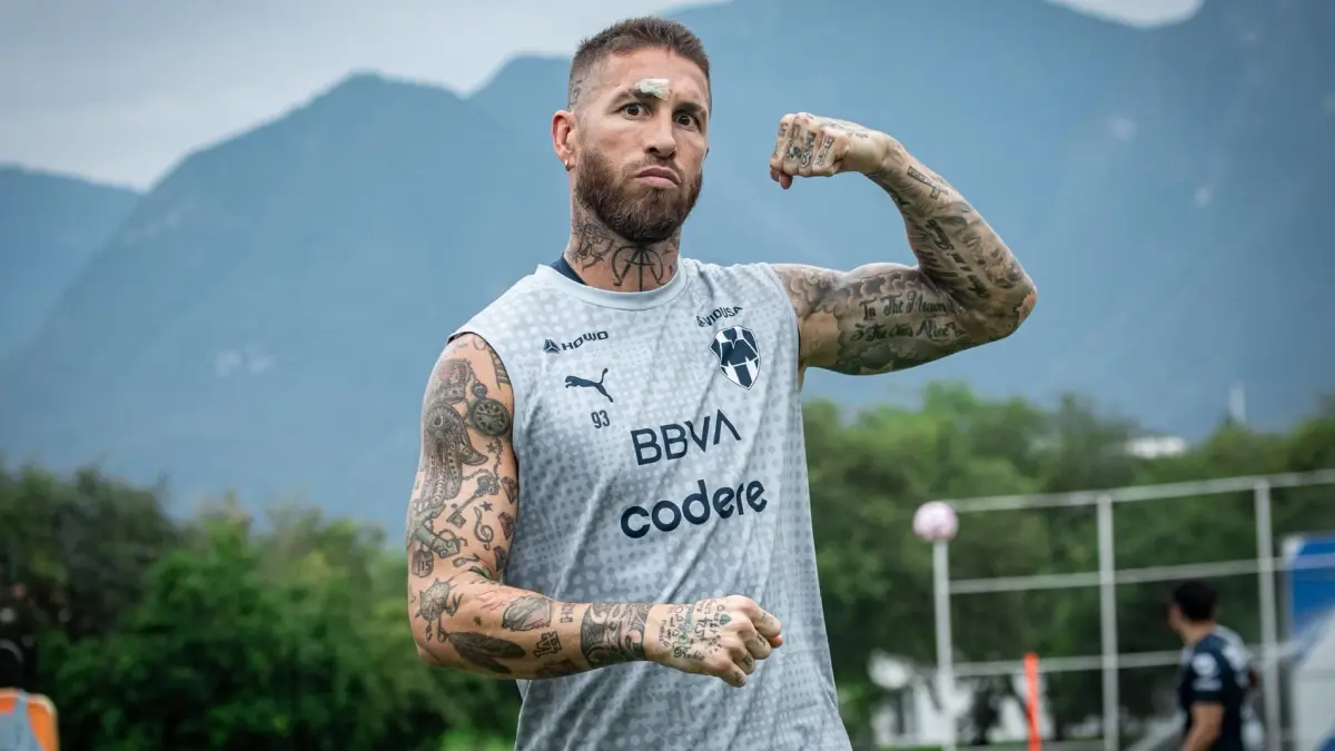 Sergio Ramos lanza indirecta a directiva de Rayados sobre su continuidad