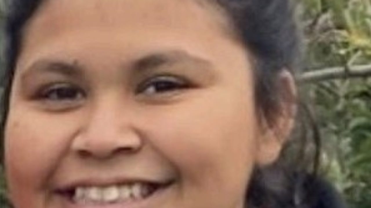 Missing Mother McAuley HS student found safe, Chicago police say