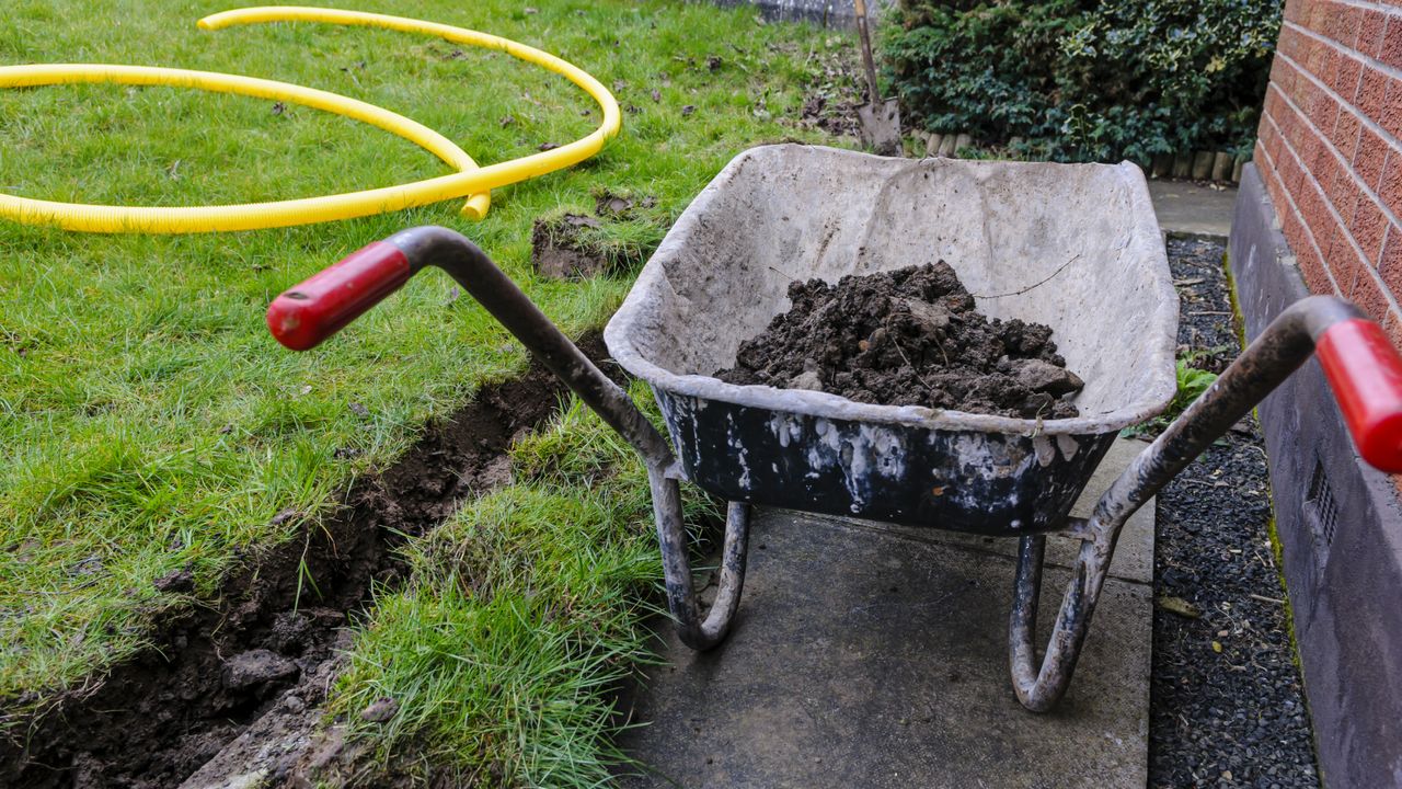 Installing a French drain only takes 6 simple steps but could reduce ...
