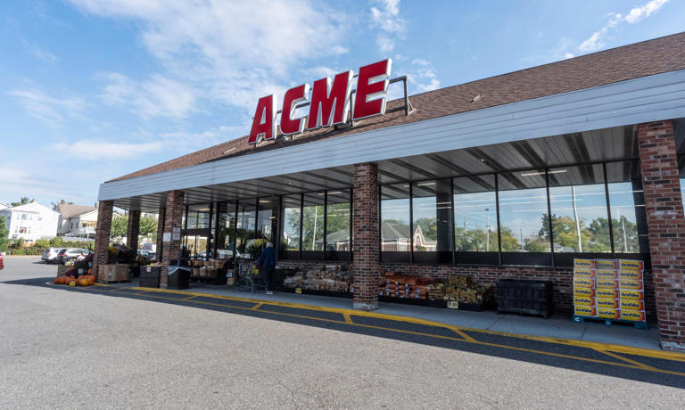 Albertsons says no Westchester Acme or Balducci’s stores are closing