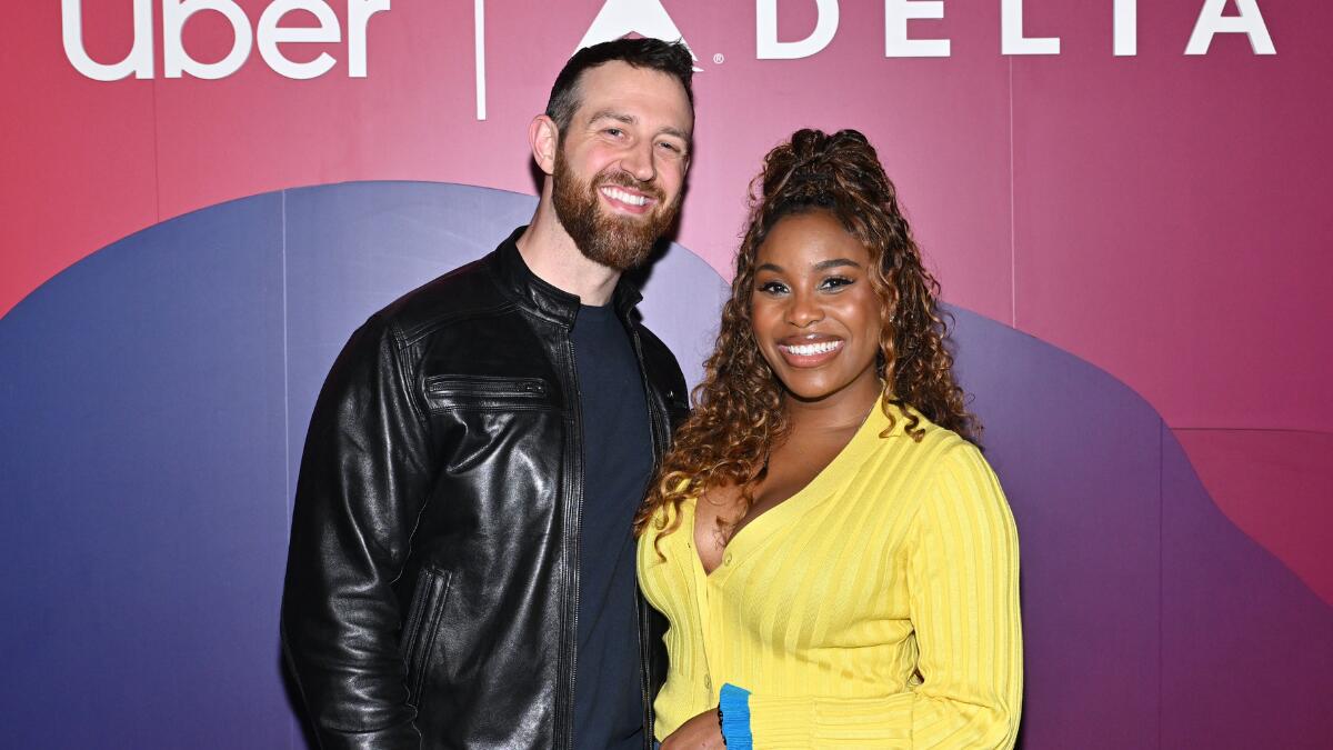 'Love Is Blind' Alums Lauren & Cameron Hamilton Welcome Their First Child