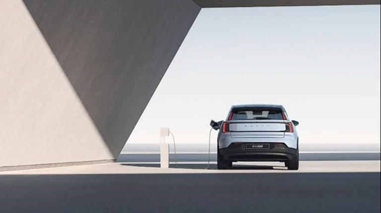 Si son offre de recharge gratuite arrive en France, Volvo pourrait ...