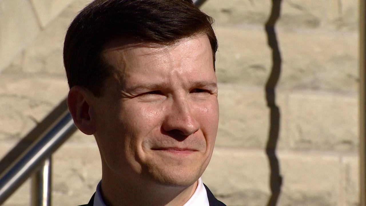 Sharp to request recount as Farkas wins Calgary election by narrow margin