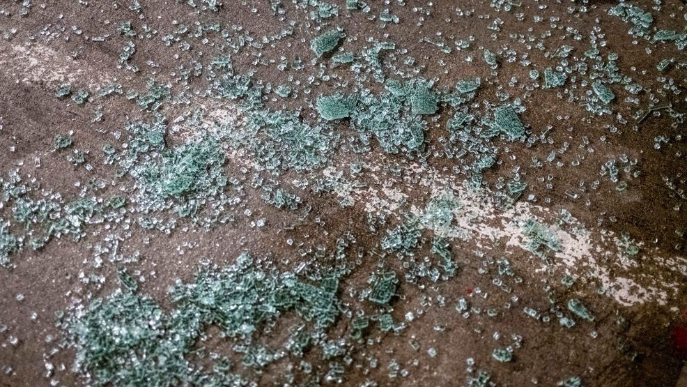 Man arrested after throwing rock through window of Tukwila business ...