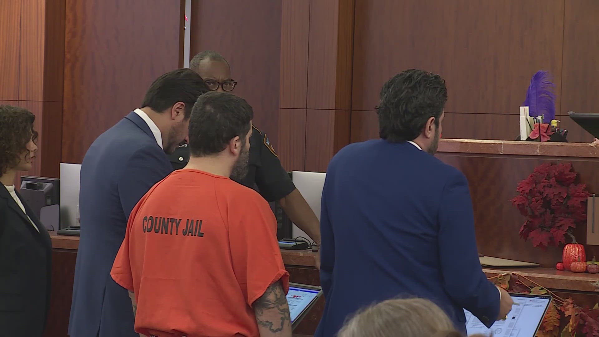 Houston man indicted, accused in fatal ding-dong ditch shooting that ...