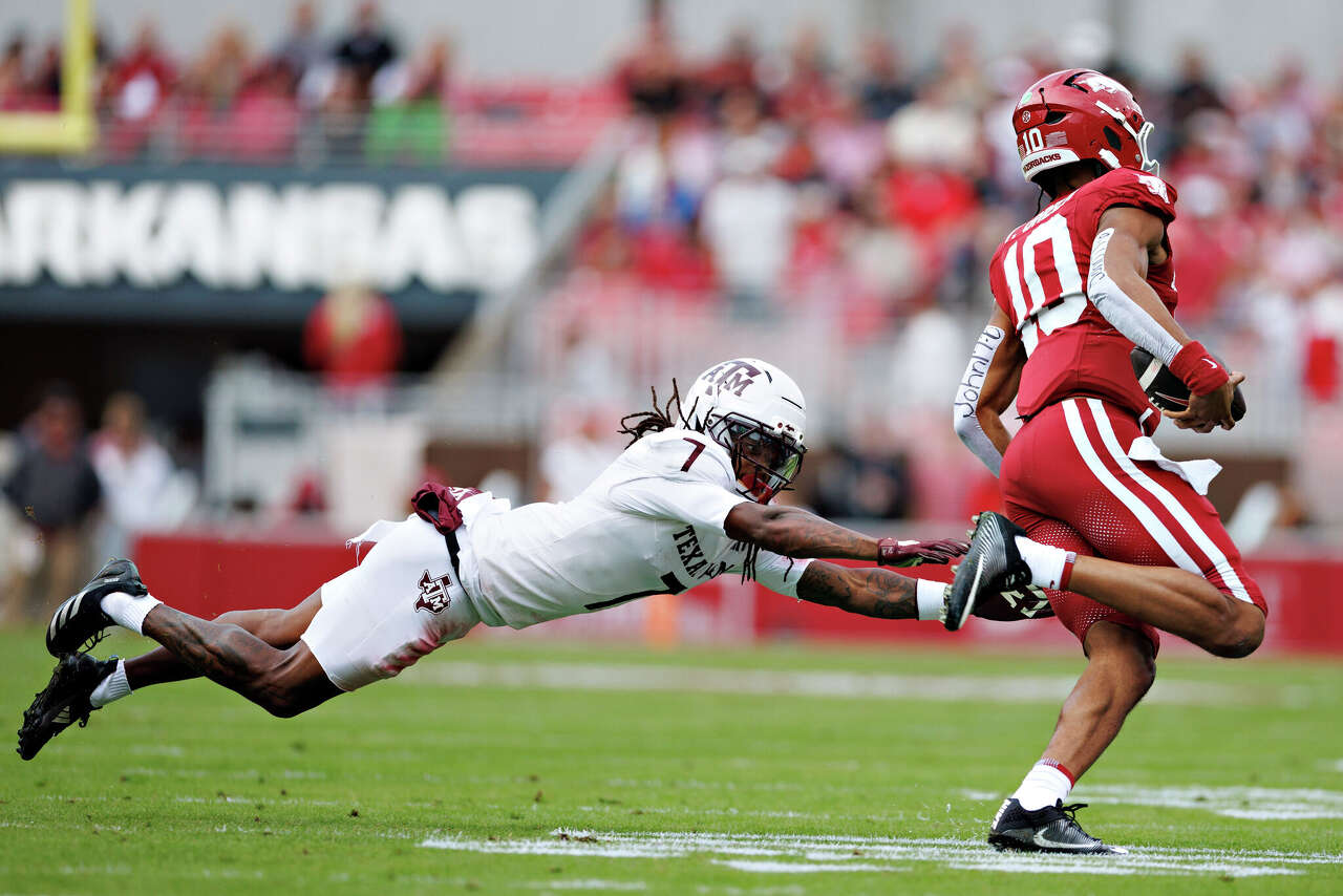 Texas football team busted for faking injuries, hit with massive fine