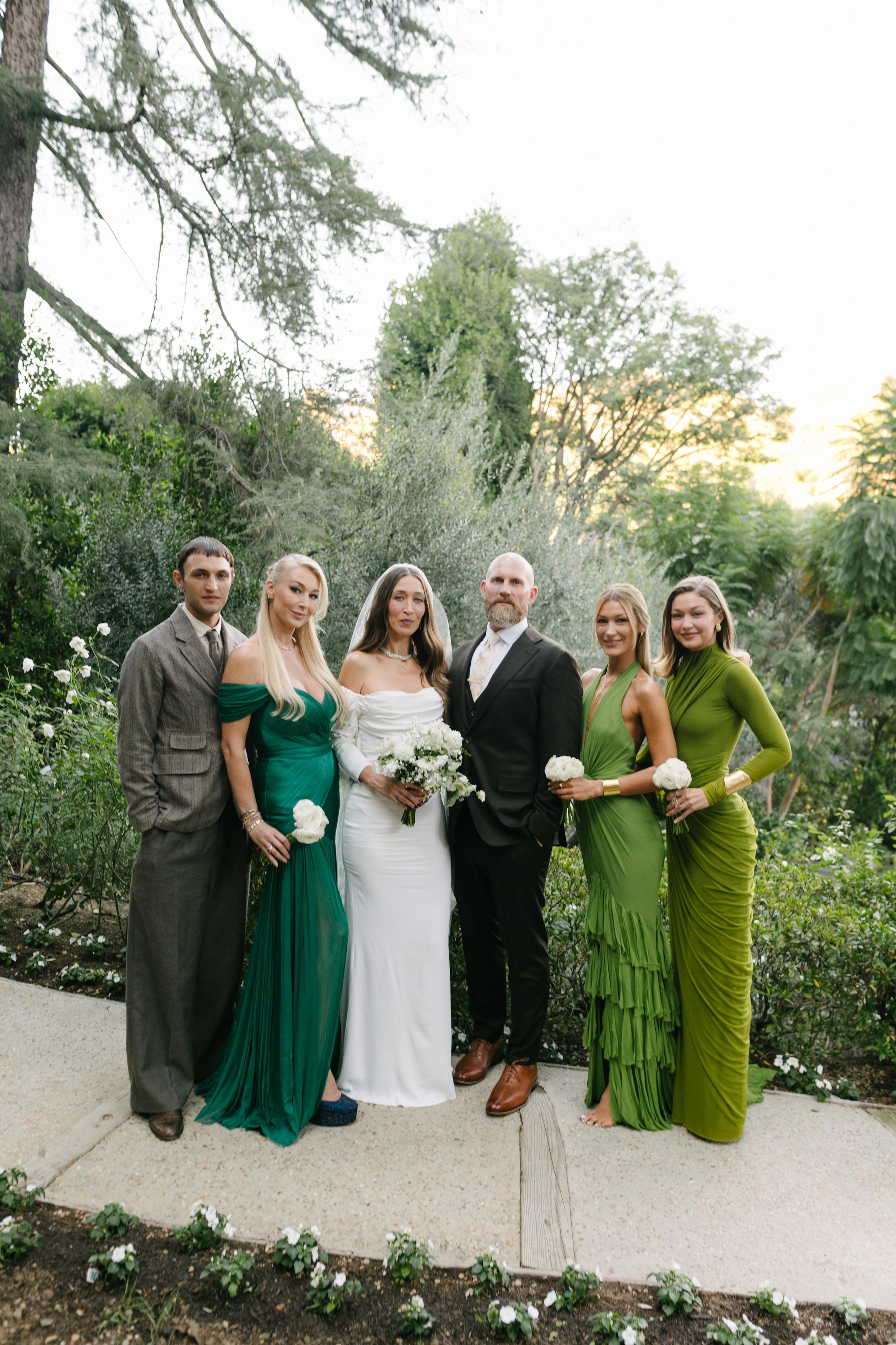 This Hadid sister just got married. See the sweet family photos