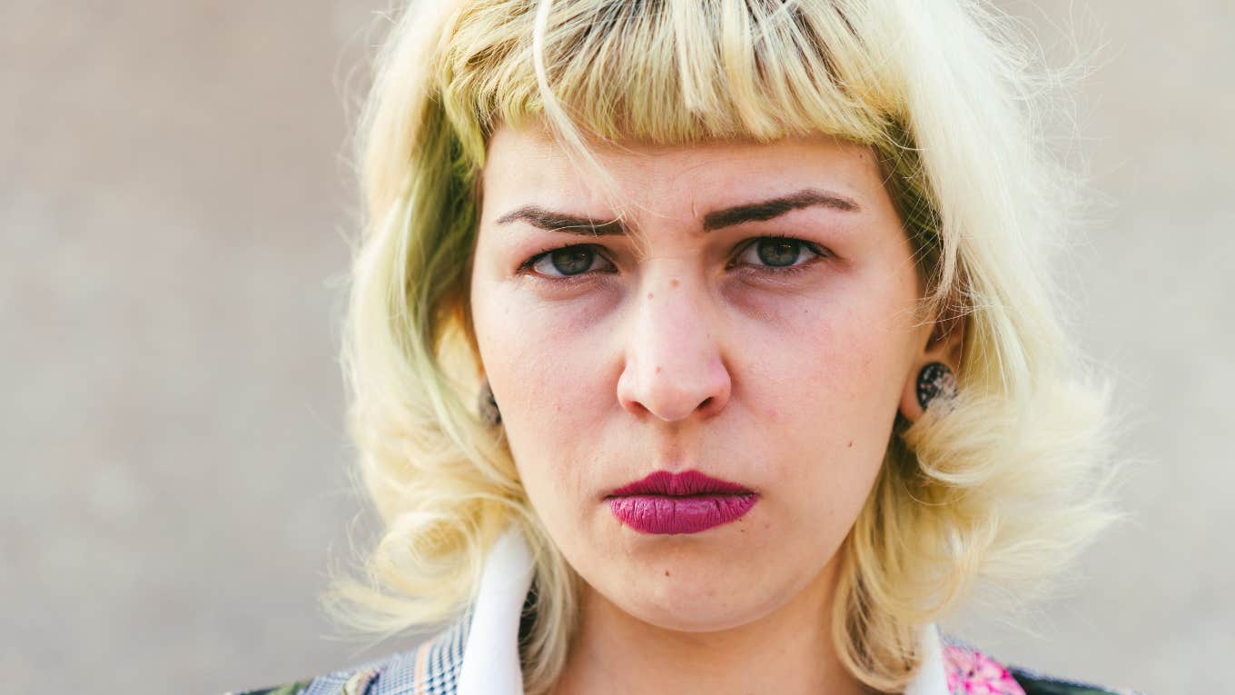 People With Absolutely Zero Emotional Resilience Do These 11 Things On ...