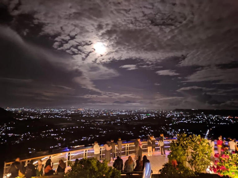 5 Destinasi Wisata di Tulungagung: Liburan Keluarga Bernuansa Alam ...