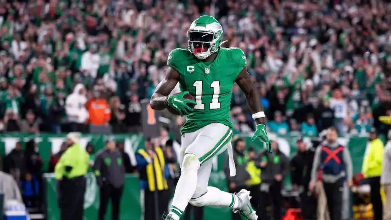 A.J. Brown just dropped a cryptic 6-words Instagram post and it's hard ...