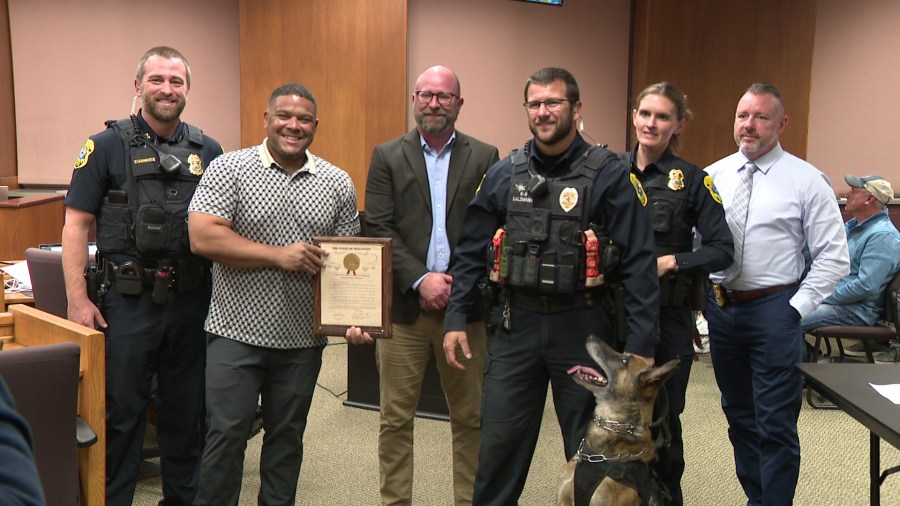 State Representative Rivera-Wagner honors Green Bay Police Officer and ...