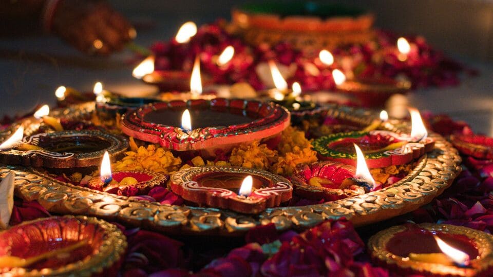 Diwali bank holiday: Are banks open or closed on Wednesday, October 22 ...
