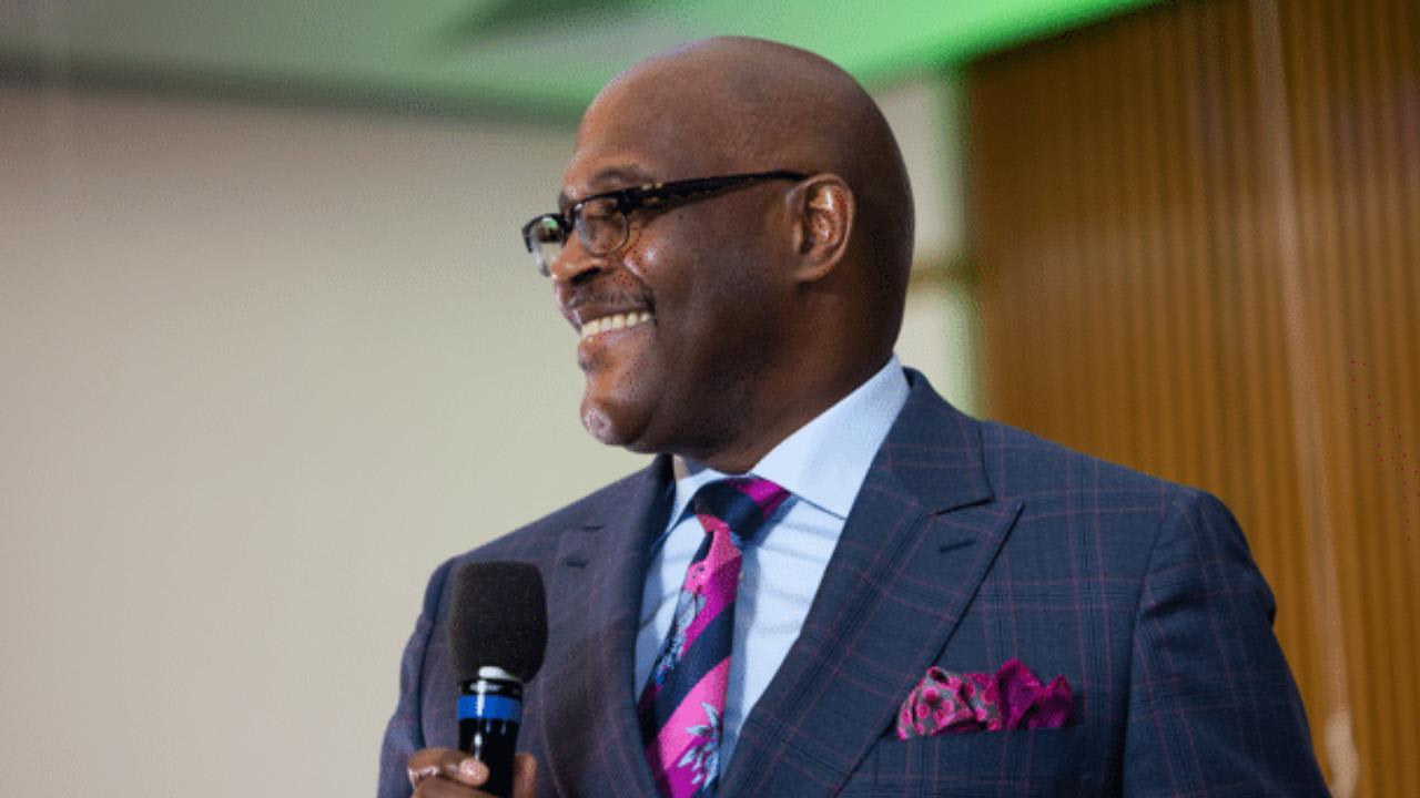 Who Is Pastor Marvin Winans? Outrage After He Shames A Mum Who Gave ...