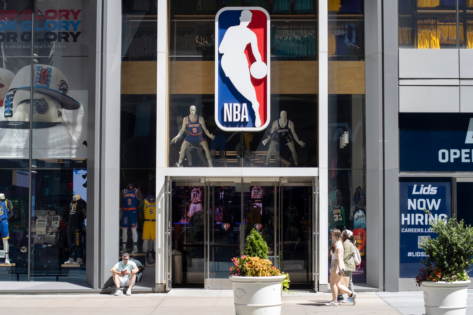 The NBA returns to NBC as part of a massive $76B media deal