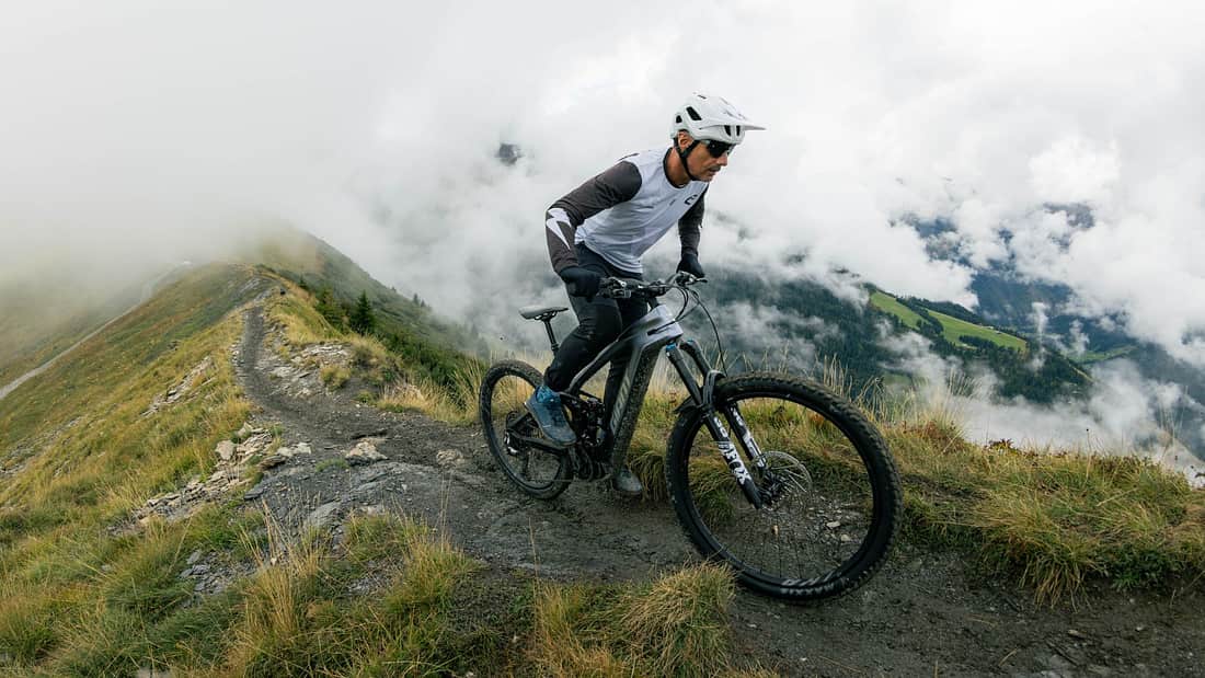Giant stellt Reign Advanced E+ vor: E-MTB mit neuem Yamaha-Motor
