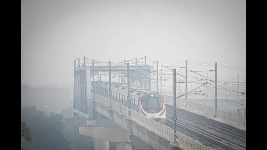 GRAP stage-3 curbs to wait as Delhi’s AQI nears 400 mark