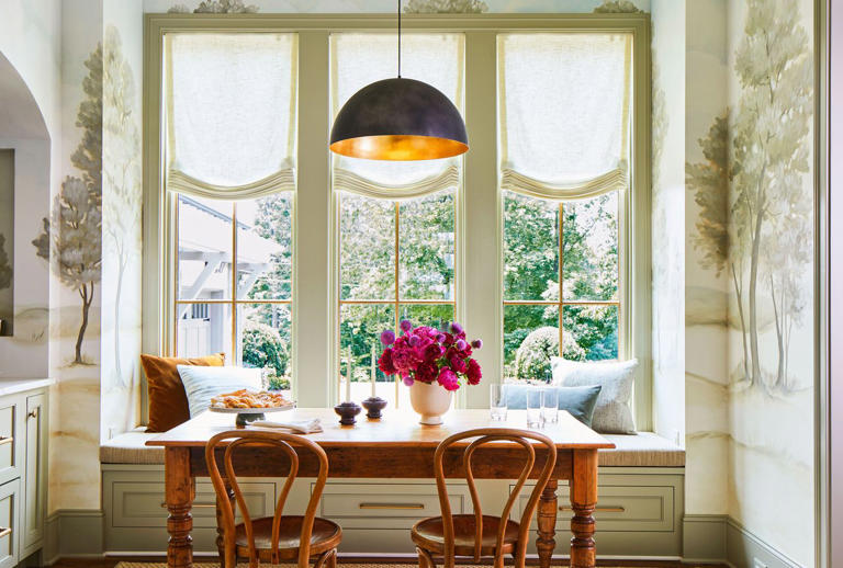 How to clean window blinds, according to the pros
