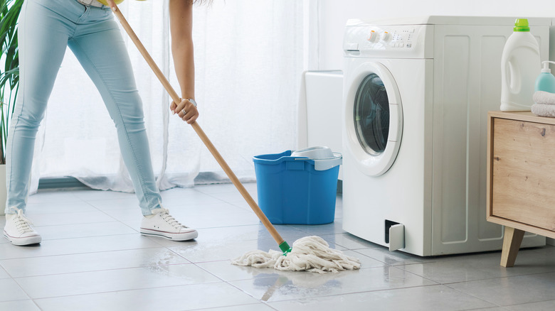 5 Key Signs Your Washing Machine Is About To Break