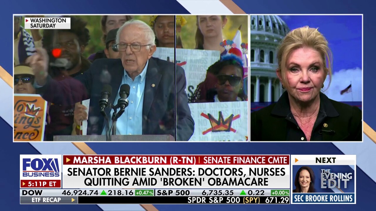 Democrats pushing closer to government-run healthcare and a single ...