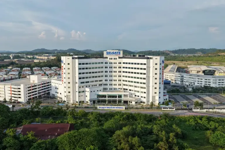 Selgate opens first flagship private hospital in Central Region