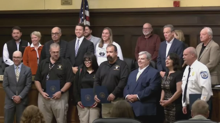 Allegheny County Council honors off-duty dispatchers who stopped to ...