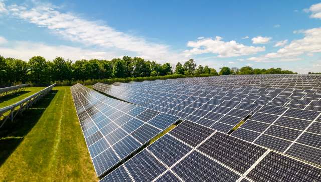 Scientists make incredible breakthrough that could revolutionize solar ...