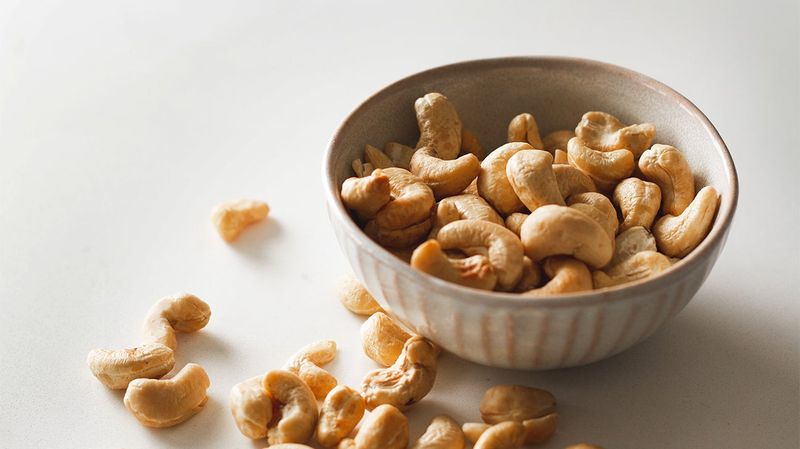 Cashews Are Healthy But Here's Why They Should Be Eaten In Moderation