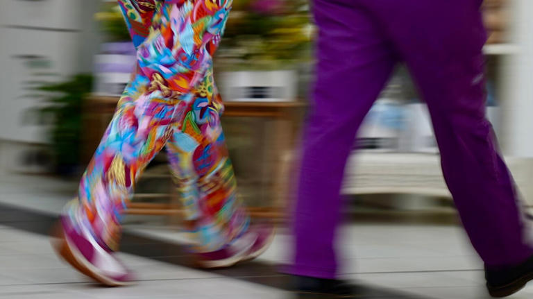 Royal Hobart Hospital ban on colourful fun scrubs for nurses set to be ...