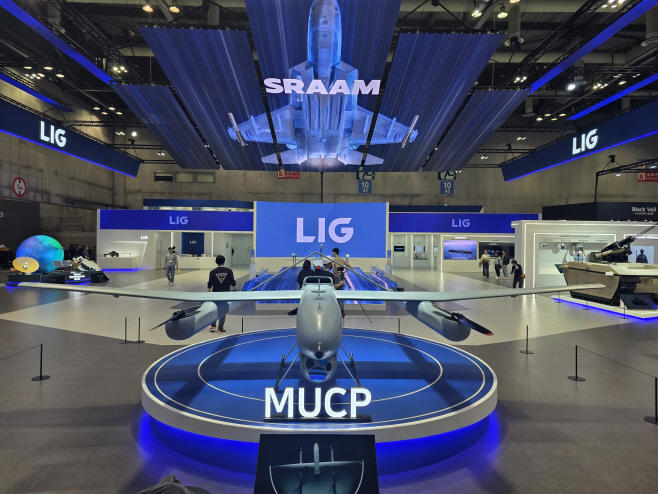 [아덱스 2025] LIG넥스원, ADEX 2025서 미래 항공·우주 방산기술 공개... K-방공망 수출 교두보 마련